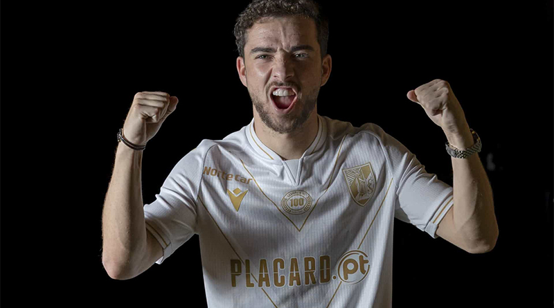 Mikey Johnston reforça Vitória SC por empréstimo do Celtic • Terras do ...